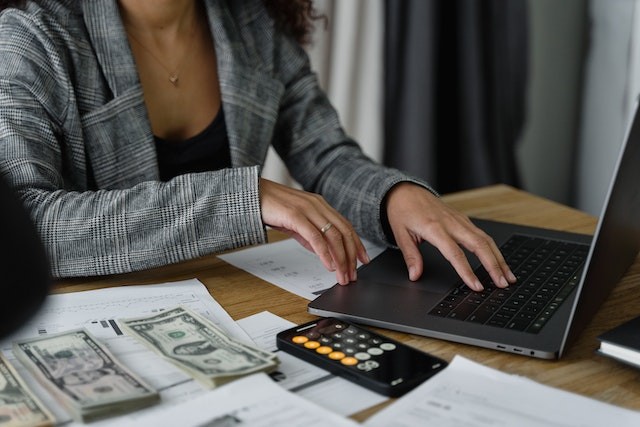 Everything You Need To Know: Omnichannel vs Multichannel Retail Everything You Need To Know: Omnichannel vs Multichannel Retail