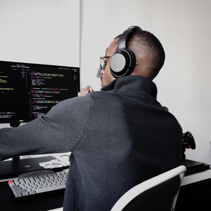 HOW TO IMPLEMENT SERVERLESS ARCHITECTURE FOR FRONTEND DEVELOPMENT 🌐💻 HOW TO IMPLEMENT SERVERLESS ARCHITECTURE FOR FRONTEND DEVELOPMENT 🌐💻