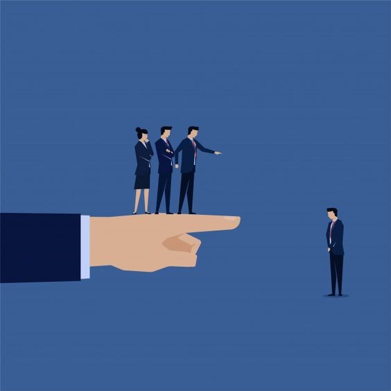 The Pitfalls of Micromanagement: Empowering Teams for Success The Pitfalls of Micromanagement: Empowering Teams for Success
