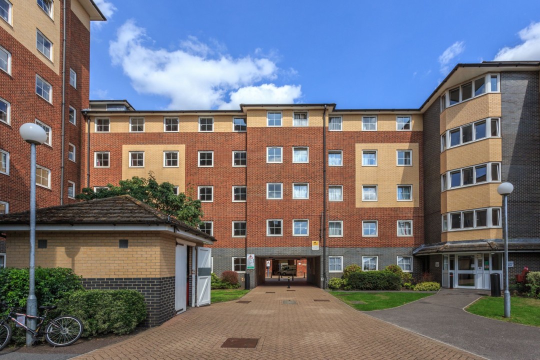 Revolutionising Student Housing: Iceni Property Asset Management's ... Revolutionising Student Housing: Iceni Property Asset Management's ...