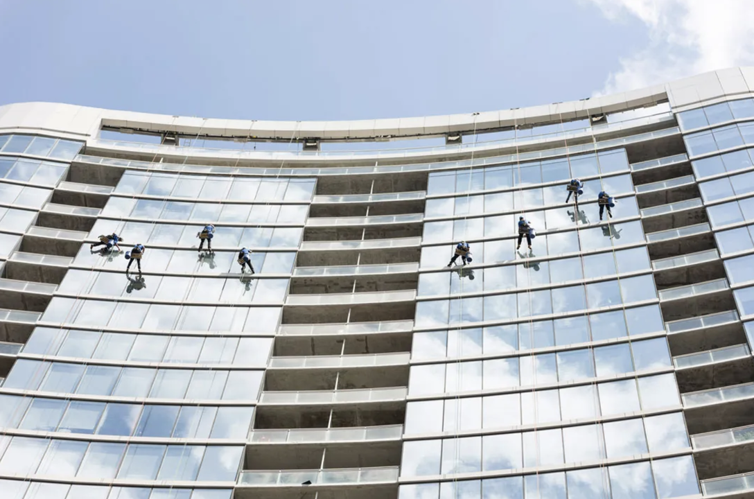 Maximizing Building Efficiency with Professional Cleaning Services Maximizing Building Efficiency with Professional Cleaning Services
