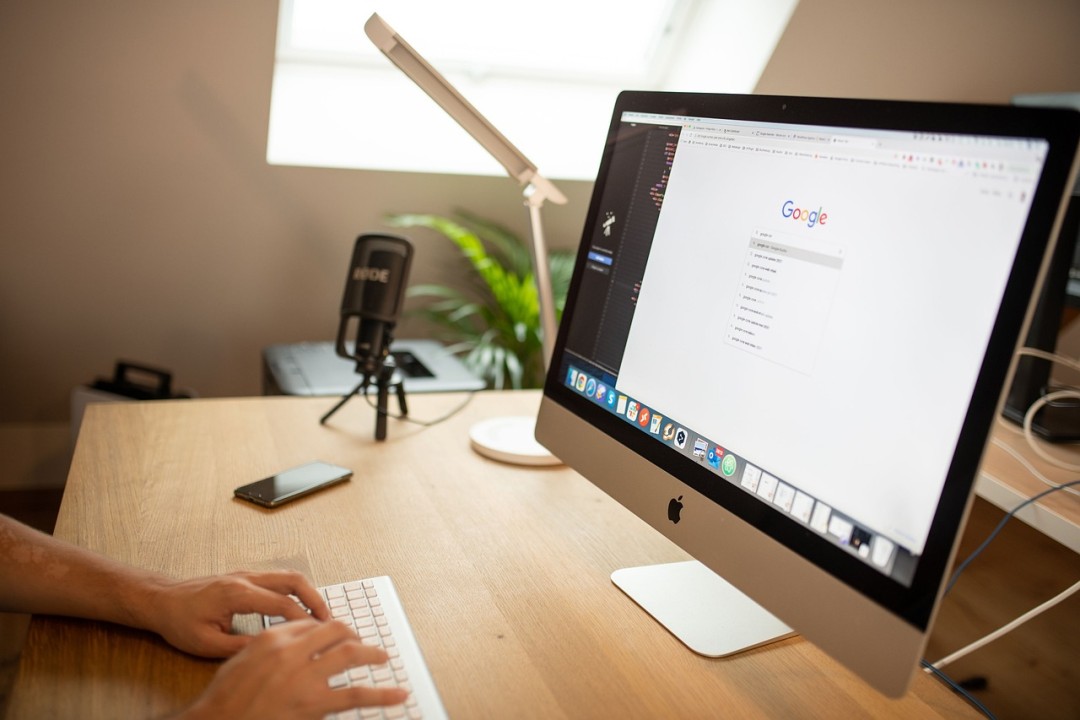 Google's Gmail Gets Playful: Introducing Emoji Reactions for Expressive ... Google's Gmail Gets Playful: Introducing Emoji Reactions for Expressive ...