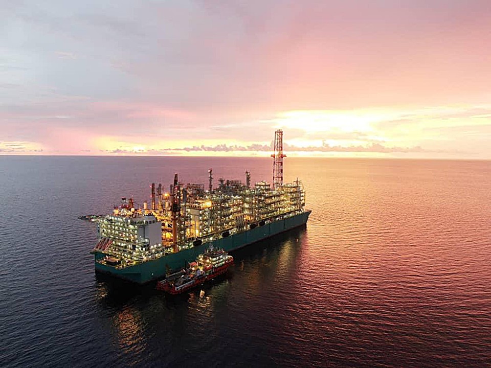 Floating Liquefied Natural Gas (FLNG) Market Rapidly Gaining Traction ... Floating Liquefied Natural Gas (FLNG) Market Rapidly Gaining Traction ...