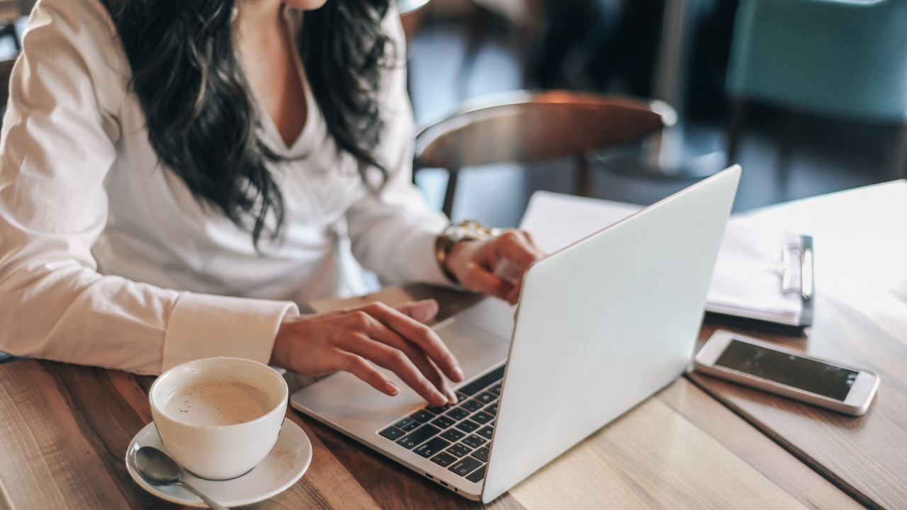 Tips for Maximizing Success When Working with Virtual Assistants Tips for Maximizing Success When Working with Virtual Assistants