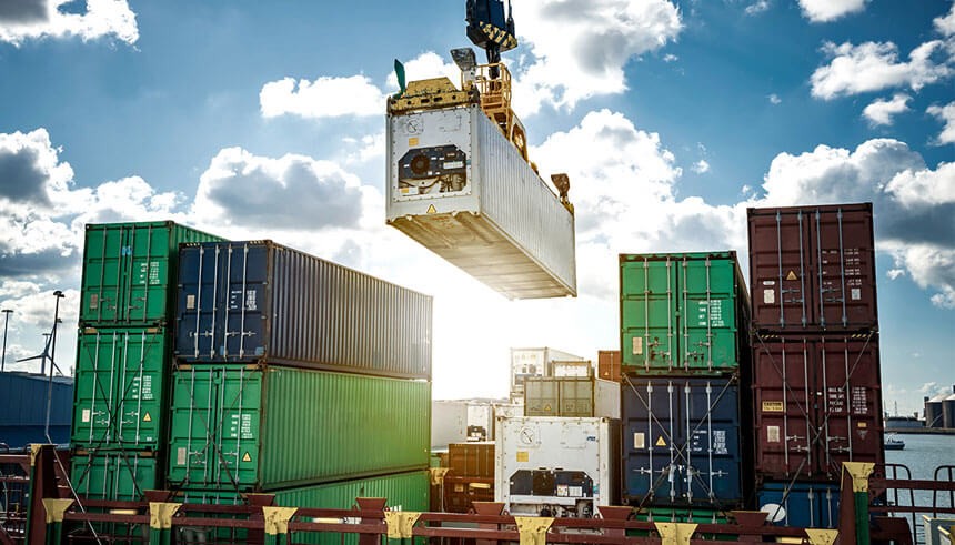 Navigating Currency Exchange Rates: The Impact on Export Factoring Navigating Currency Exchange Rates: The Impact on Export Factoring