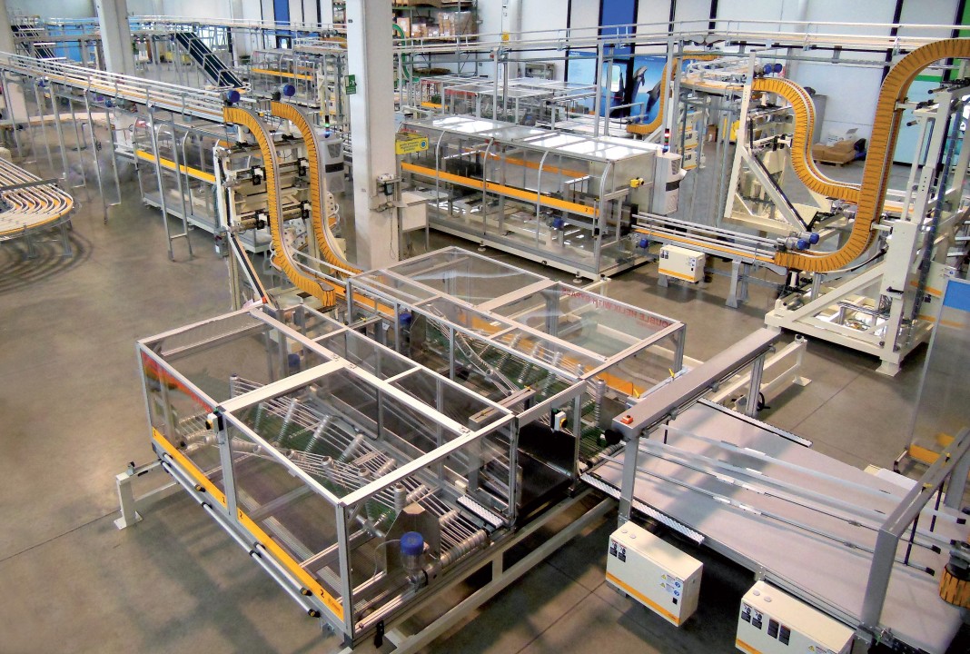 Production layout: how to optimize the space inside the factory Production layout: how to optimize the space inside the factory