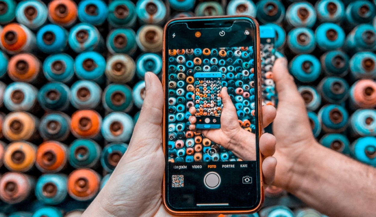 Kotlin Coroutines vs. Threads: Key Differences and When to Use Them Kotlin Coroutines vs. Threads: Key Differences and When to Use Them