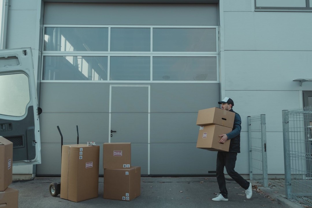 Strategies to Reduce Employee Turnover In a Warehouse Strategies to Reduce Employee Turnover In a Warehouse