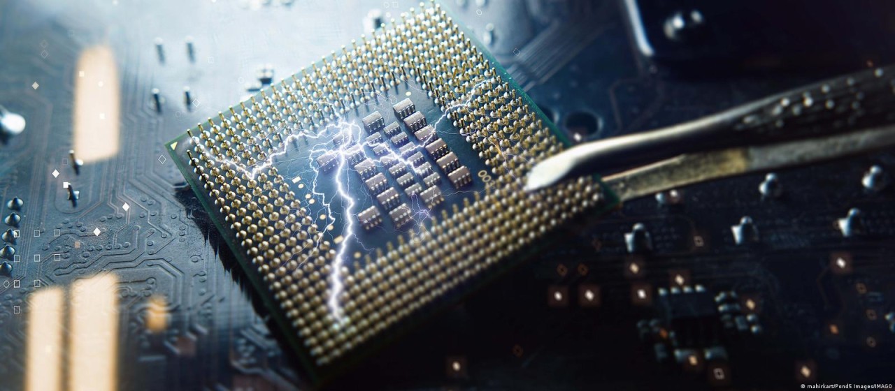Rivoluzione elettronica: il primo semiconduttore funzionante realizzato ... Rivoluzione elettronica: il primo semiconduttore funzionante realizzato ...