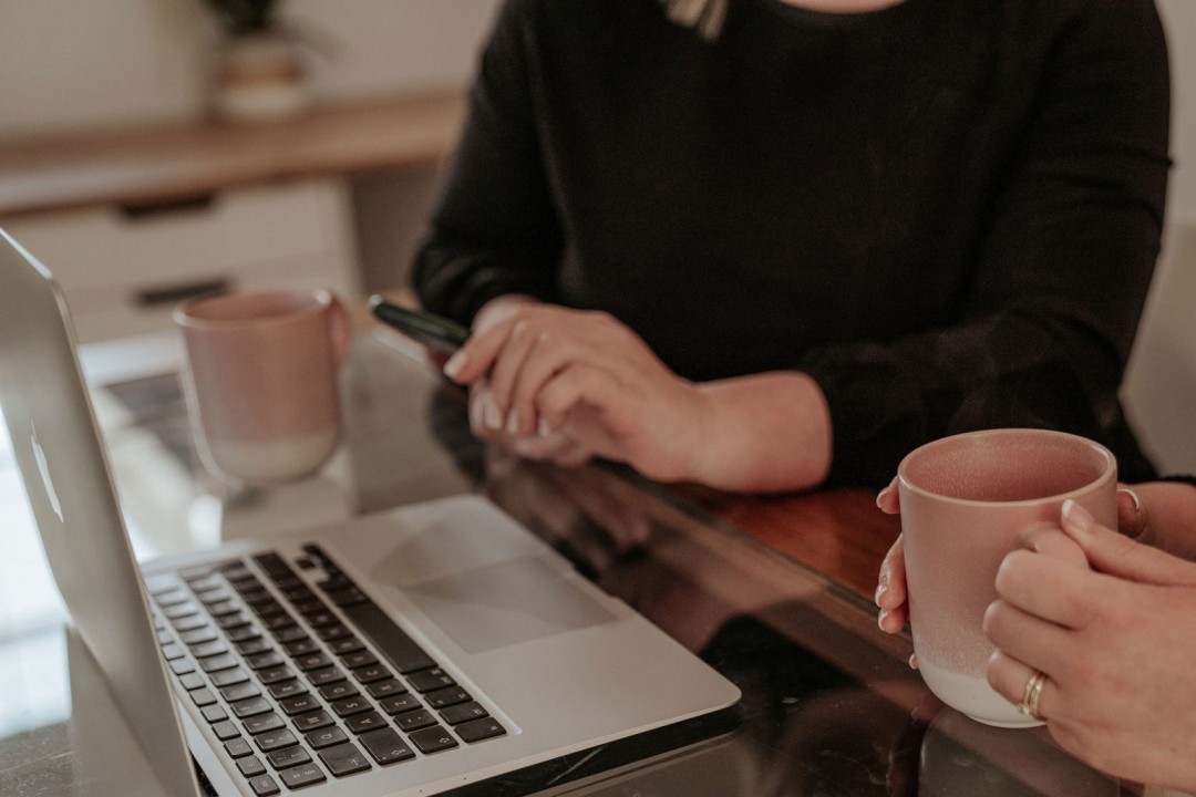 TOP 5 RISING SOCIAL MEDIA TRENDS TOP 5 RISING SOCIAL MEDIA TRENDS