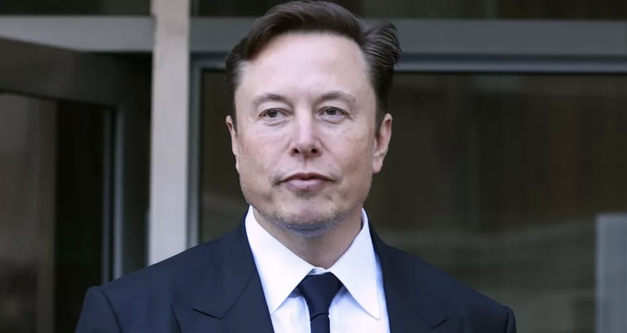 Elon Musk threatens to sue Microsoft over Twitter data Elon Musk threatens to sue Microsoft over Twitter data