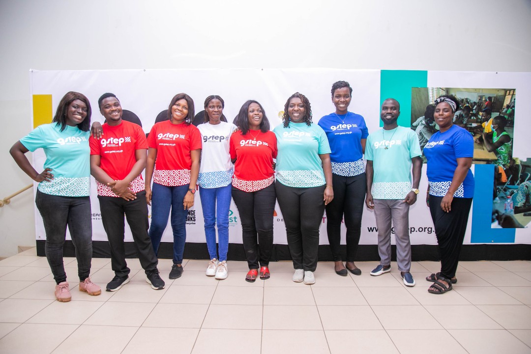 Creating Career Pathways in STEM through Mentorship Creating Career Pathways in STEM through Mentorship