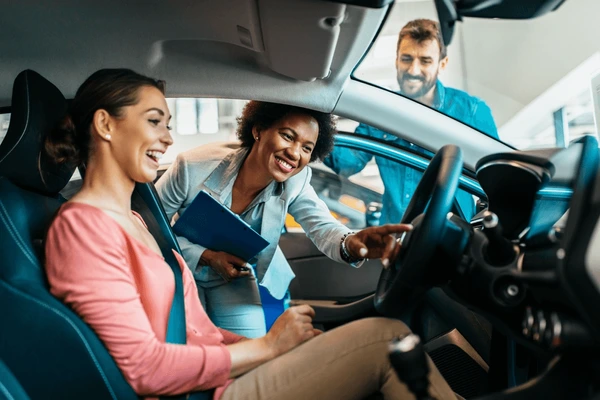 Maximize Customer Engagement Maximize Customer Engagement