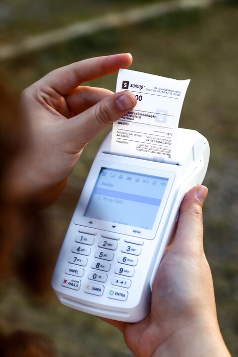 Invoices Ultimate Guide: All You Need to Know About Invoices Invoices Ultimate Guide: All You Need to Know About Invoices