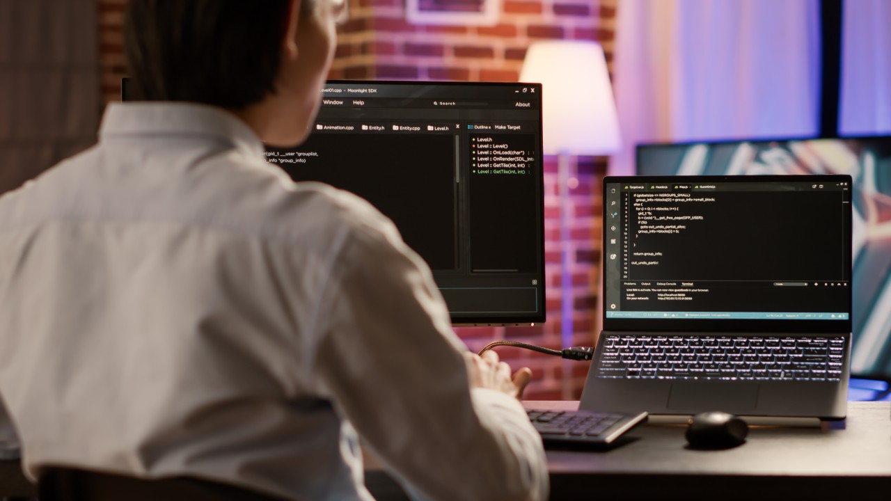 ReactJS vs. VueJS: Understanding The Differences ReactJS vs. VueJS: Understanding The Differences