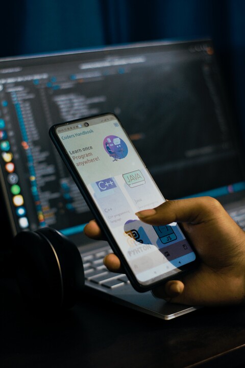 Mobile Testing: Effective Test Cases to Ensure App Quality (2024) Mobile Testing: Effective Test Cases to Ensure App Quality (2024)