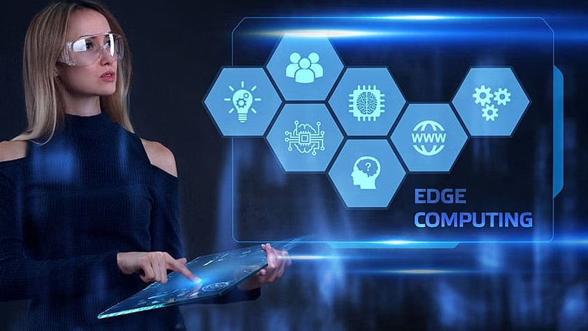 Managed Services for Edge Computing: Empowering Decentralized Networks Managed Services for Edge Computing: Empowering Decentralized Networks