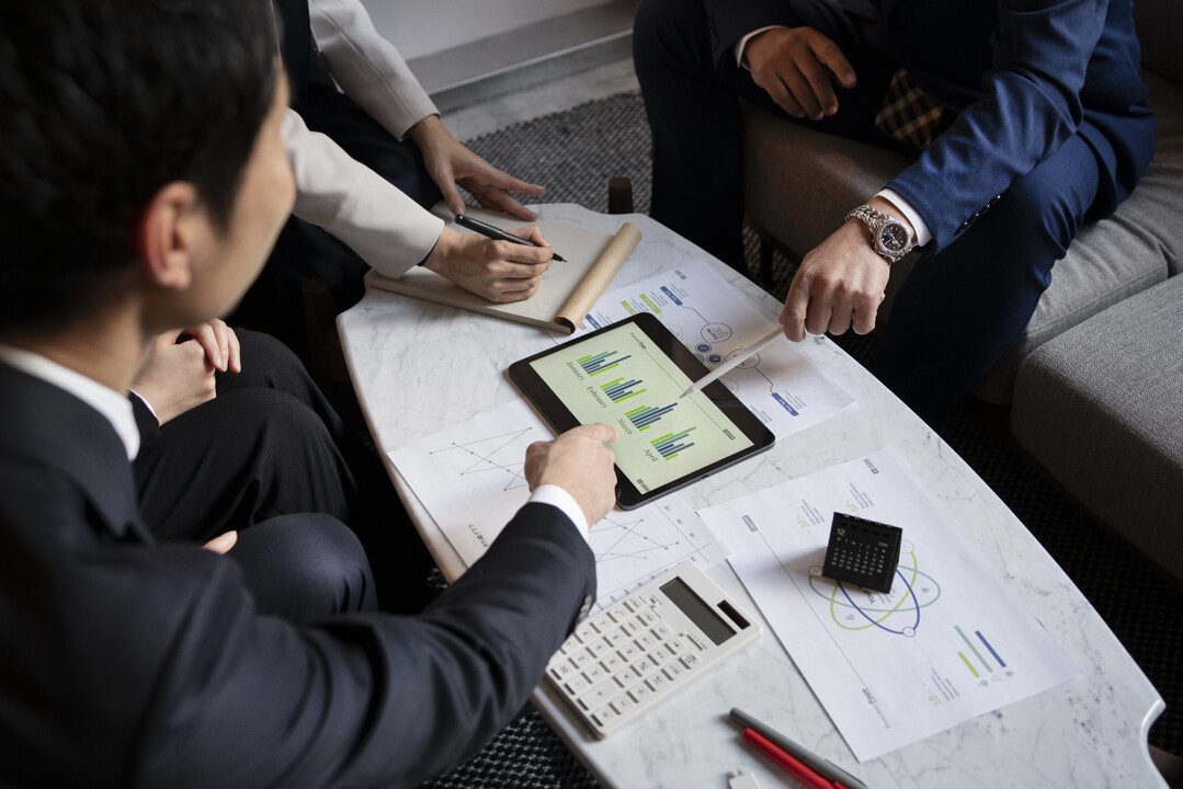 Financial Services Application Market: Current Analysis 2028 Financial Services Application Market: Current Analysis 2028