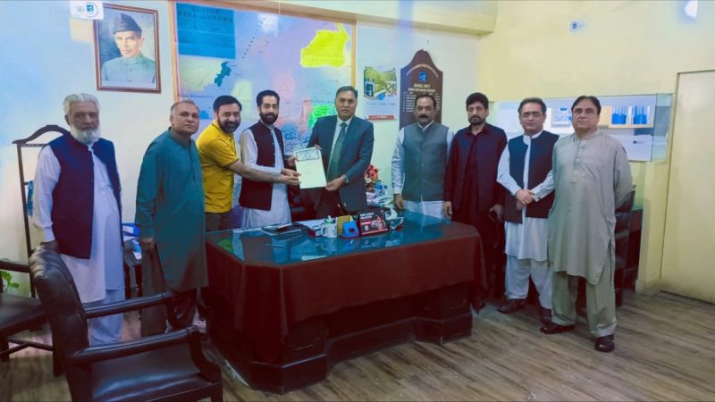 Shahbaz Gull on LinkedIn: In Peshawar today, Mr. Shahbaz Gul, the Chief ... Shahbaz Gull on LinkedIn: In Peshawar today, Mr. Shahbaz Gul, the Chief ...
