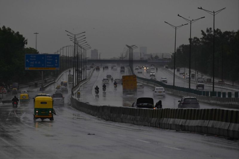 Hindustan Times on LinkedIn: Monsoon hits Delhi, Mumbai on same day for ... Hindustan Times on LinkedIn: Monsoon hits Delhi, Mumbai on same day for ...