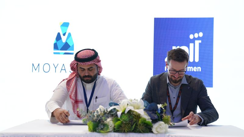 Lukasz Mlynek on LinkedIn: #railwaymen #moyasar #seamlessksa #saudiarabia Lukasz Mlynek on LinkedIn: #railwaymen #moyasar #seamlessksa #saudiarabia