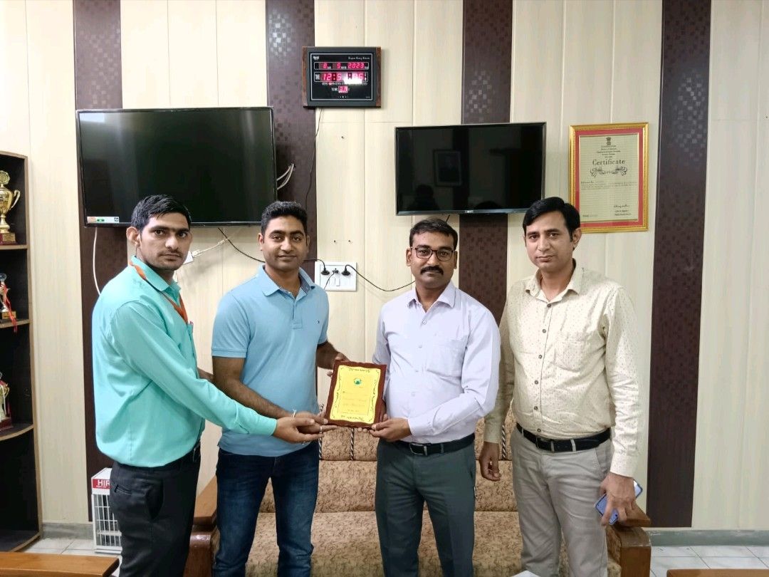 sandeep kundu on LinkedIn: Receiving excellence teacher award sandeep kundu on LinkedIn: Receiving excellence teacher award