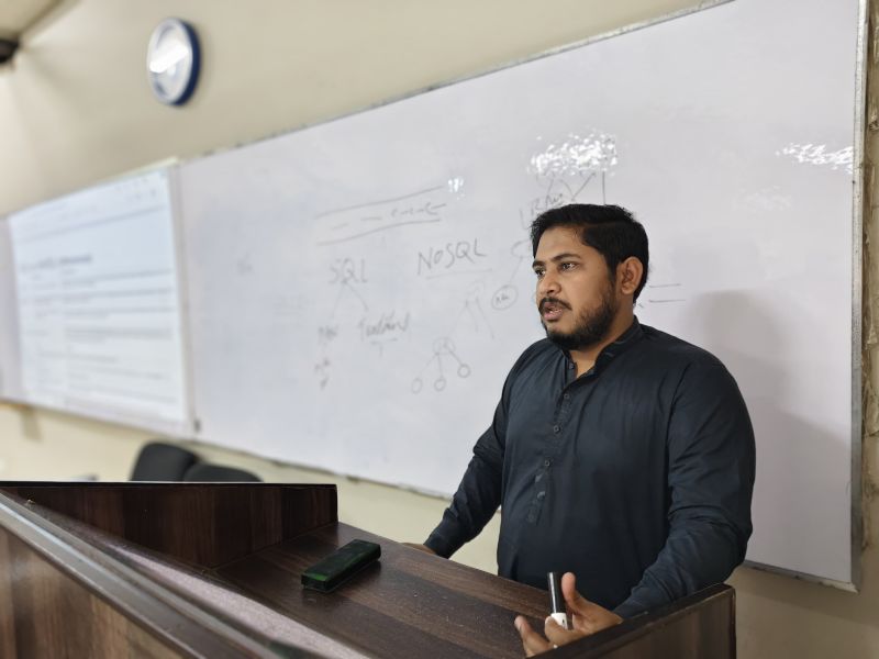 Qamar Ul Zaman on LinkedIn: #sql #nosql #umt #sst #techevents #data Qamar Ul Zaman on LinkedIn: #sql #nosql #umt #sst #techevents #data