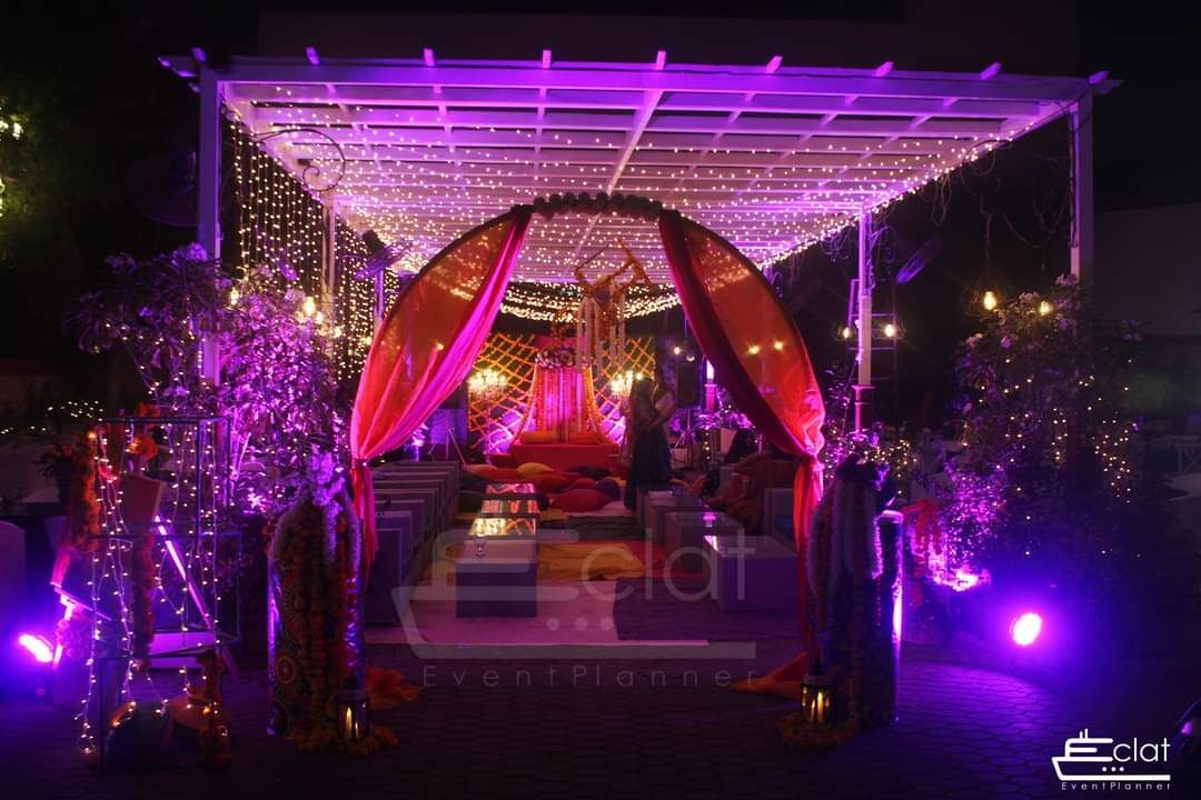 Syed Nabeel Hussain on LinkedIn: Mehndi ki raat Ai 💕 Syed Nabeel Hussain on LinkedIn: Mehndi ki raat Ai 💕