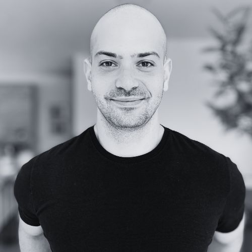 Gustavo Grossi on LinkedIn: Great code doesn't build a booming business ... Gustavo Grossi on LinkedIn: Great code doesn't build a booming business ...