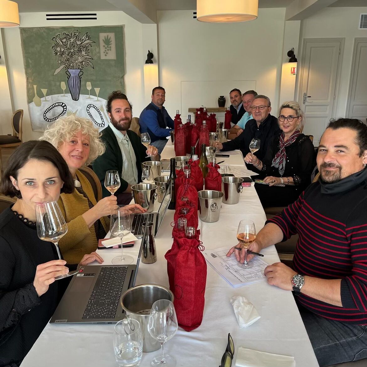 Julia Scavo DipWSET on LinkedIn: #vinsetgastronomiemagazine Julia Scavo DipWSET on LinkedIn: #vinsetgastronomiemagazine