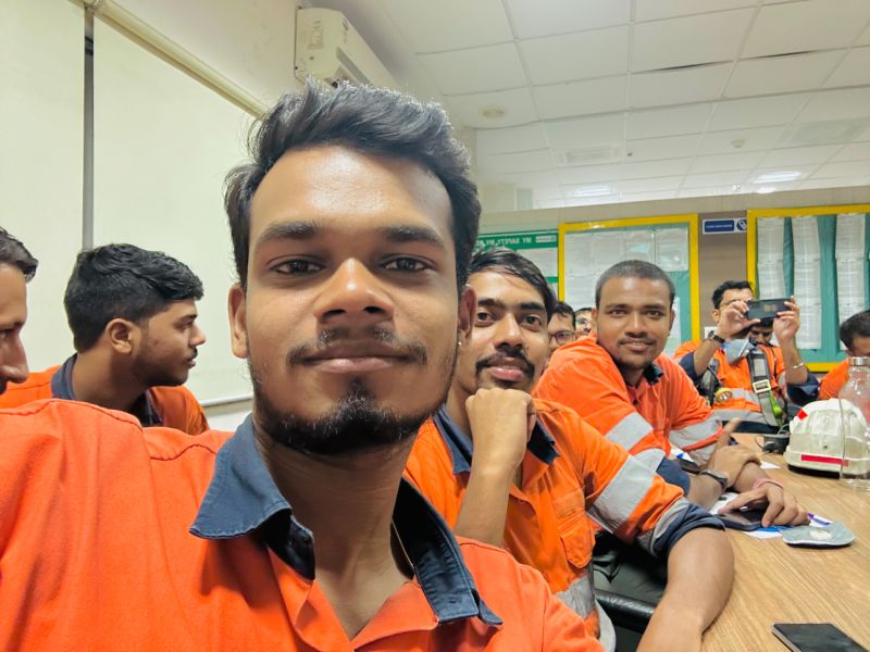 Prafful Rewatkar on LinkedIn: Gossips in between meetings…!!!😂 Prafful Rewatkar on LinkedIn: Gossips in between meetings…!!!😂