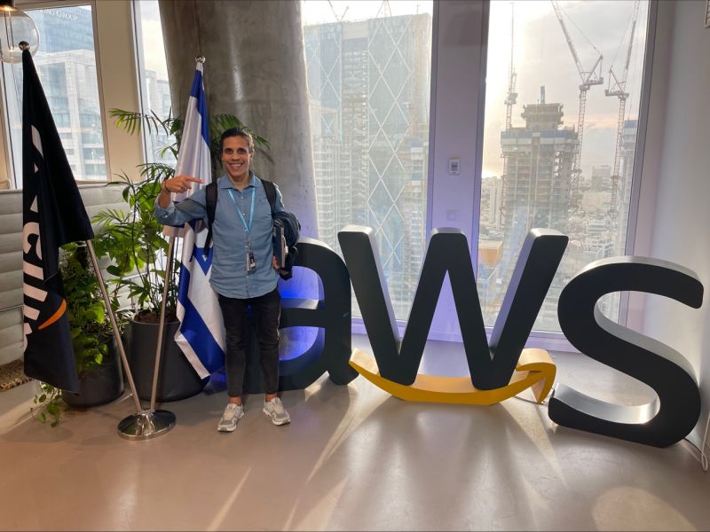 Eduardo Ordax on LinkedIn: #mlops #aws #llmops #genai Eduardo Ordax on LinkedIn: #mlops #aws #llmops #genai