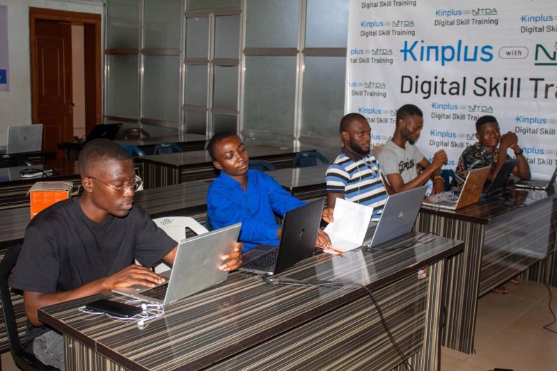 Ayomide Idowu on LinkedIn: #design #web #javascript #kinplus #technology Ayomide Idowu on LinkedIn: #design #web #javascript #kinplus #technology