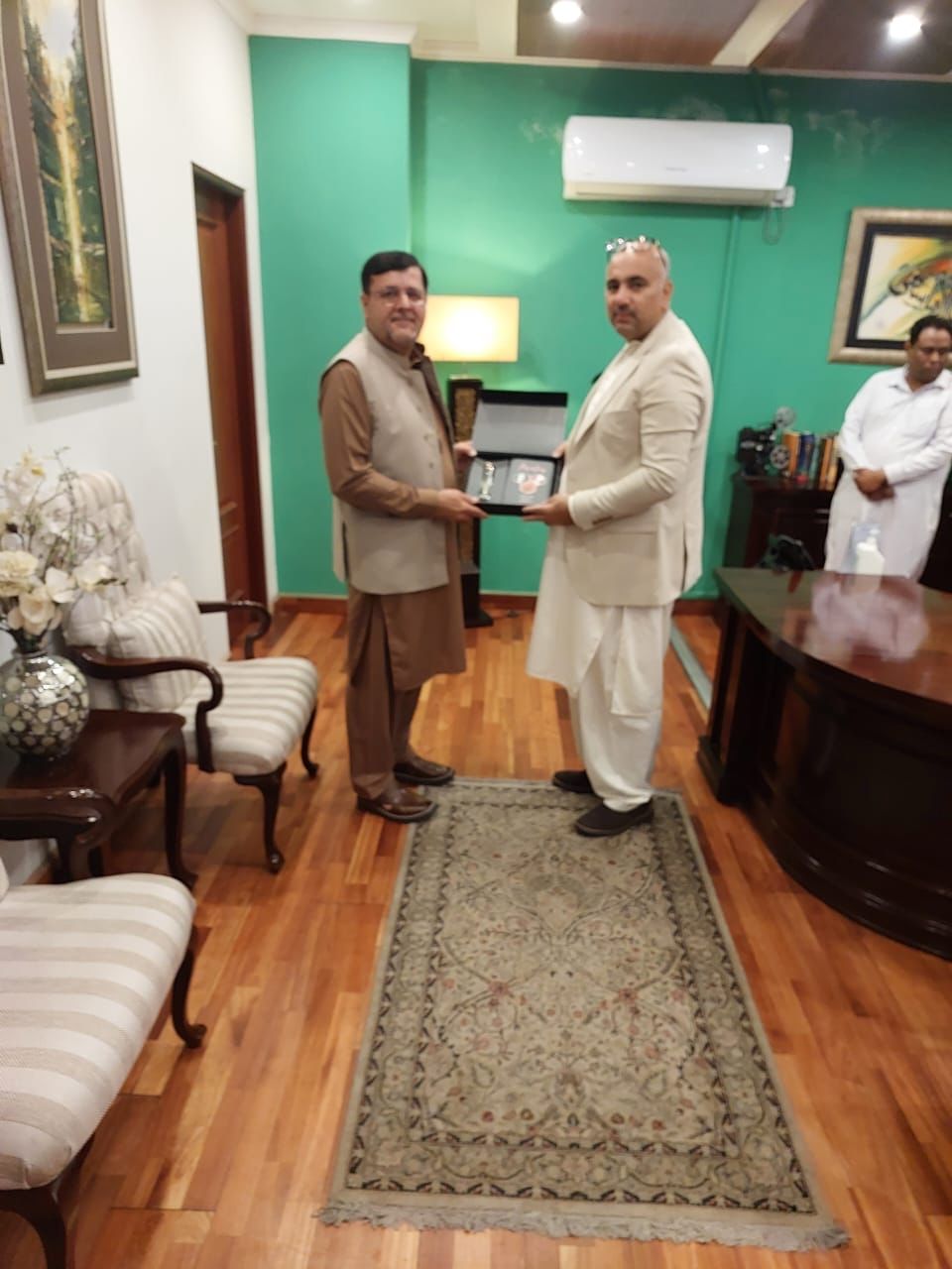 Sohail Riaz, PhD. (Facebook Advertising) on LinkedIn: Visited Ustad e ... Sohail Riaz, PhD. (Facebook Advertising) on LinkedIn: Visited Ustad e ...