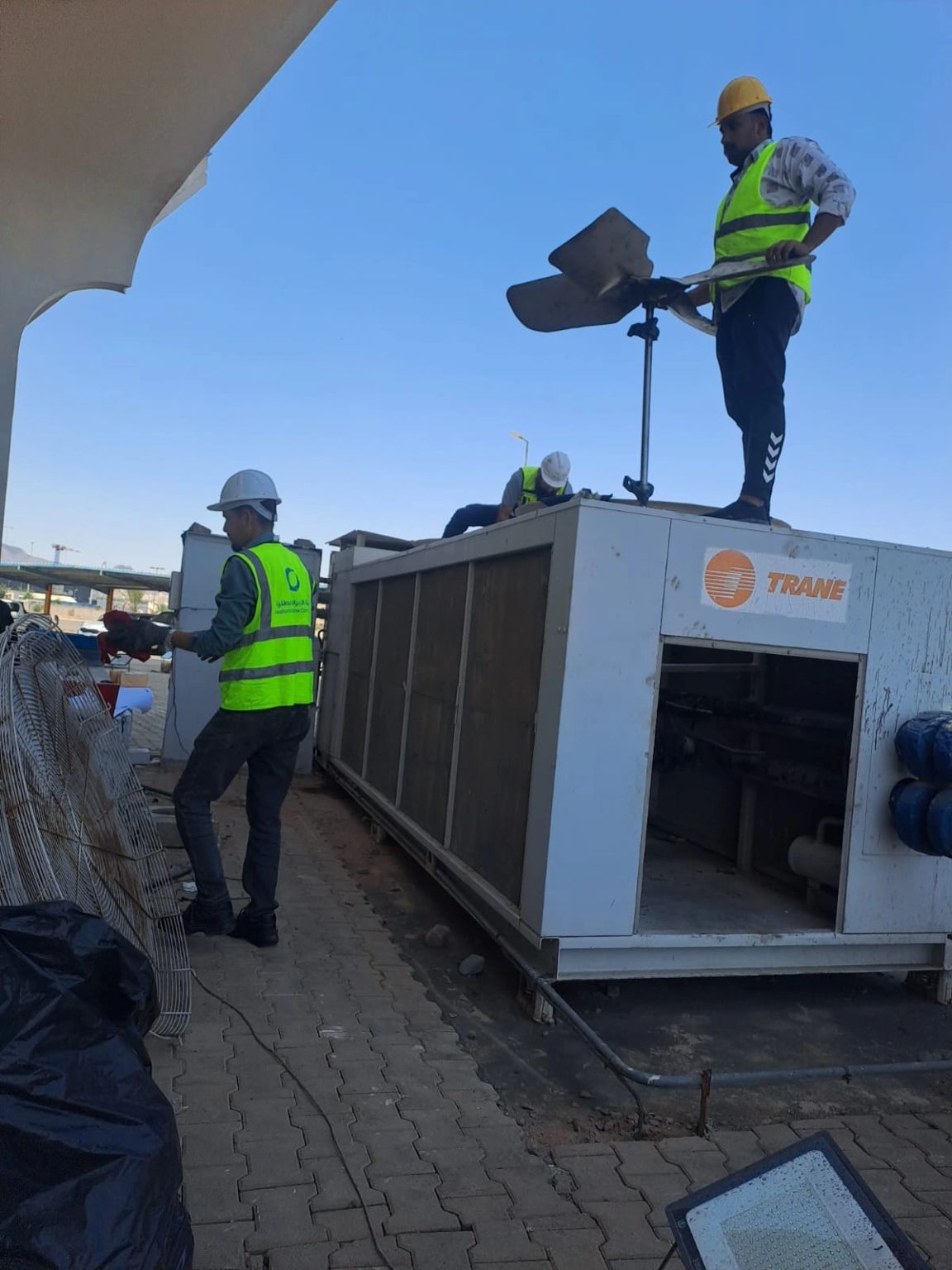 Arshad Jamil on LinkedIn: 38 year old trane chiller back to operation. Arshad Jamil on LinkedIn: 38 year old trane chiller back to operation.