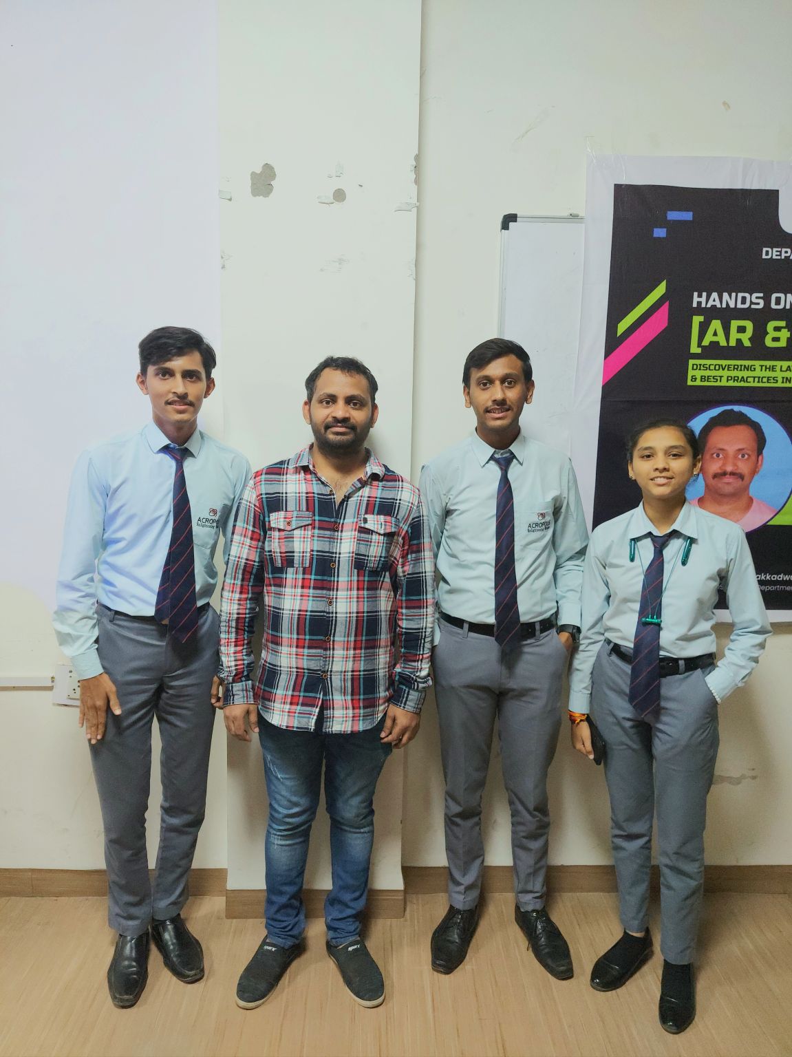 Umang Choudhary on LinkedIn: #ar #training #workshop #xr #collegeclub #itxr Umang Choudhary on LinkedIn: #ar #training #workshop #xr #collegeclub #itxr