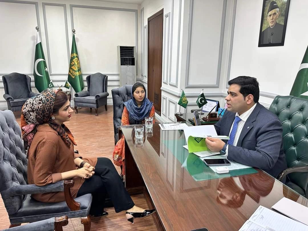 Fahad Shahbaz on LinkedIn: Met with Bushra Ali Khan, Managing Director ... Fahad Shahbaz on LinkedIn: Met with Bushra Ali Khan, Managing Director ...