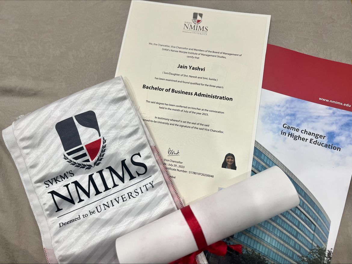 Yashvi Jain on LinkedIn: #graduation2023 Yashvi Jain on LinkedIn: #graduation2023