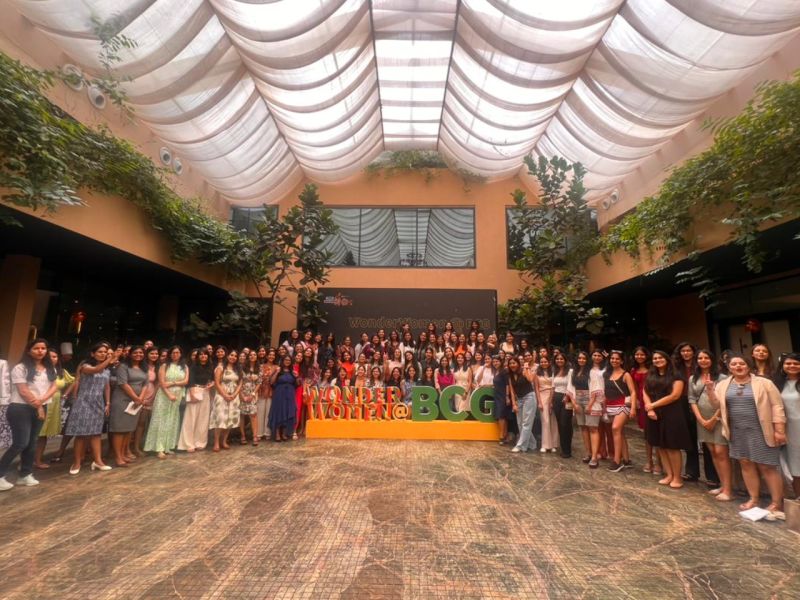 Sakshi Soni on LinkedIn: #womenempoweringwomen Sakshi Soni on LinkedIn: #womenempoweringwomen