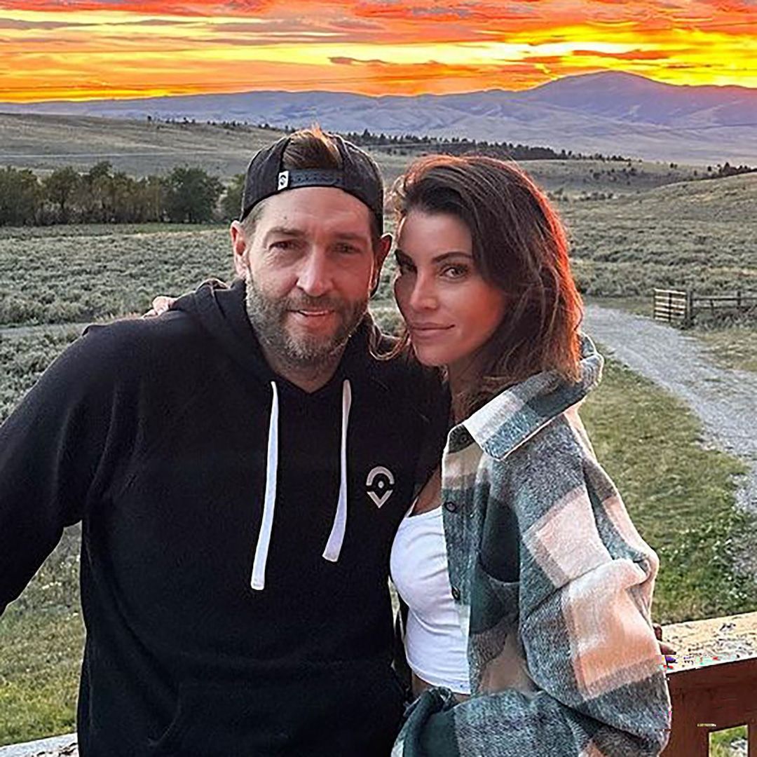 NewsFlash.one on LinkedIn: Jay Cutler Debuts New Romance 3 Years After ... NewsFlash.one on LinkedIn: Jay Cutler Debuts New Romance 3 Years After ...