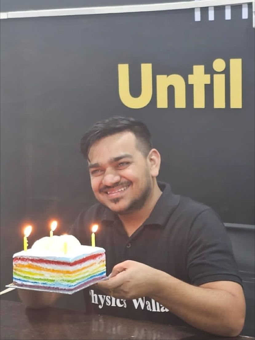 GAURAV SINGH on LinkedIn: #pwprayagraj GAURAV SINGH on LinkedIn: #pwprayagraj