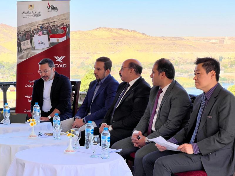 Ahmed K. Abd El-Hameed on LinkedIn: لقاء اليوم مع محافظ أسوان فيما يخص ... Ahmed K. Abd El-Hameed on LinkedIn: لقاء اليوم مع محافظ أسوان فيما يخص ...