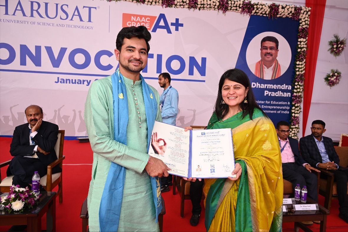 Krushant Godiwala on LinkedIn: #convocation2023 #convocationceremony # ... Krushant Godiwala on LinkedIn: #convocation2023 #convocationceremony # ...