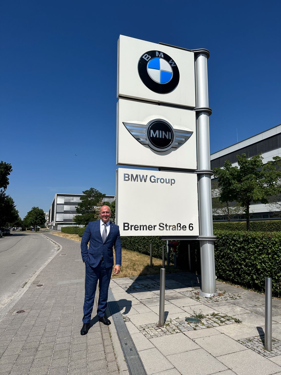 Eike Hofmann posted on LinkedIn Eike Hofmann posted on LinkedIn