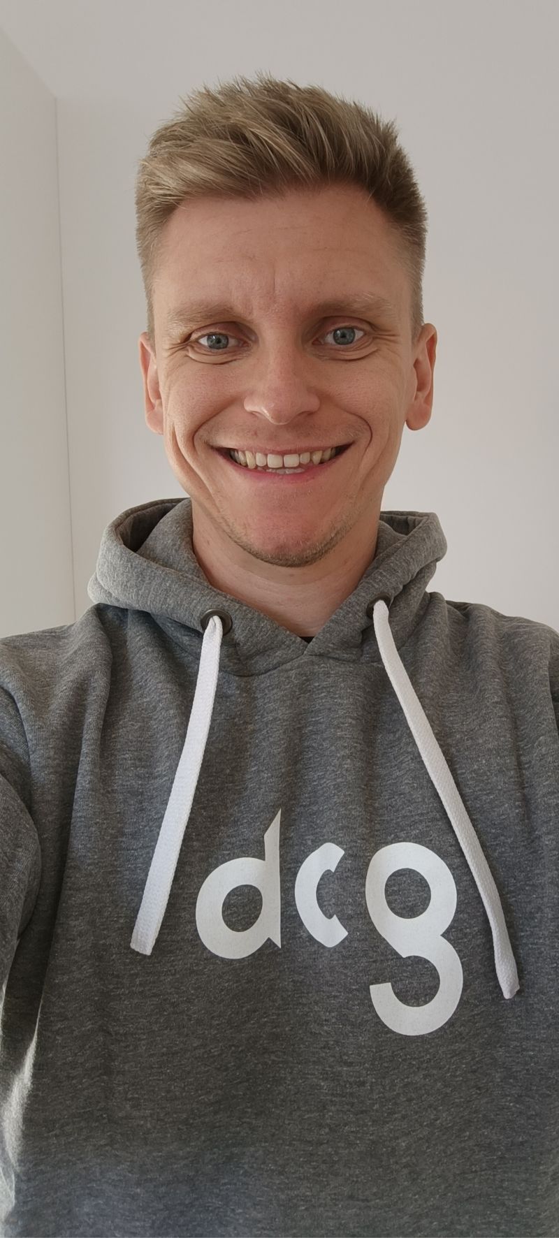 Maciej Czerwonka na LinkedIn: #angular #python #react #java ... Maciej Czerwonka na LinkedIn: #angular #python #react #java ...