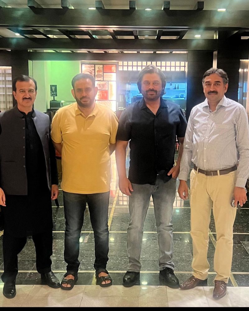 Amad Rafiq on LinkedIn: With brothers & class fellow Khurram Bashir ... Amad Rafiq on LinkedIn: With brothers & class fellow Khurram Bashir ...