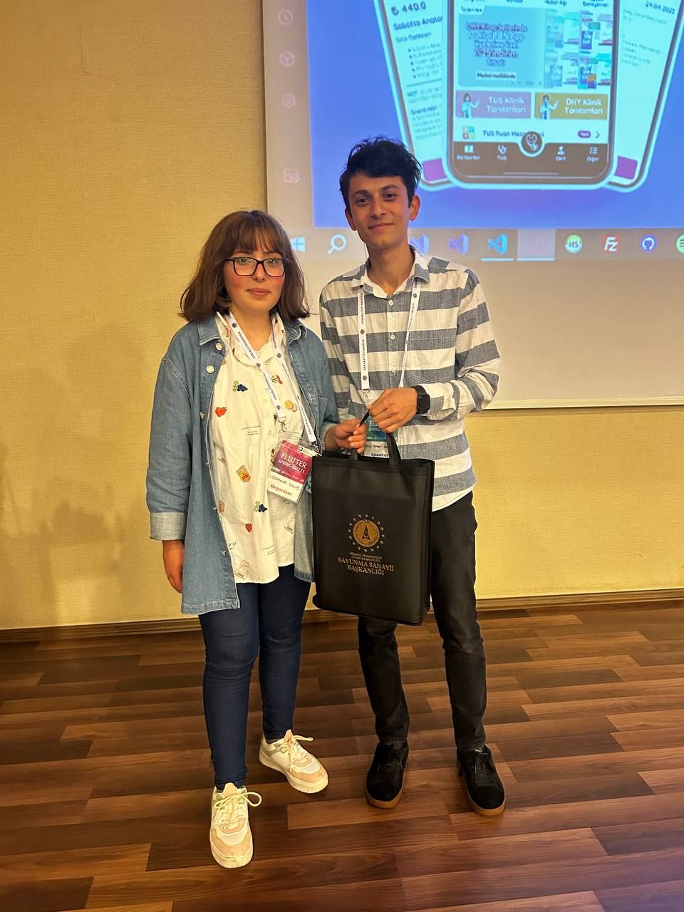 Flutter Ankara LinkedIn‘de: #flutter #flutterdev #dart #googlemaps # ... Flutter Ankara LinkedIn‘de: #flutter #flutterdev #dart #googlemaps # ...