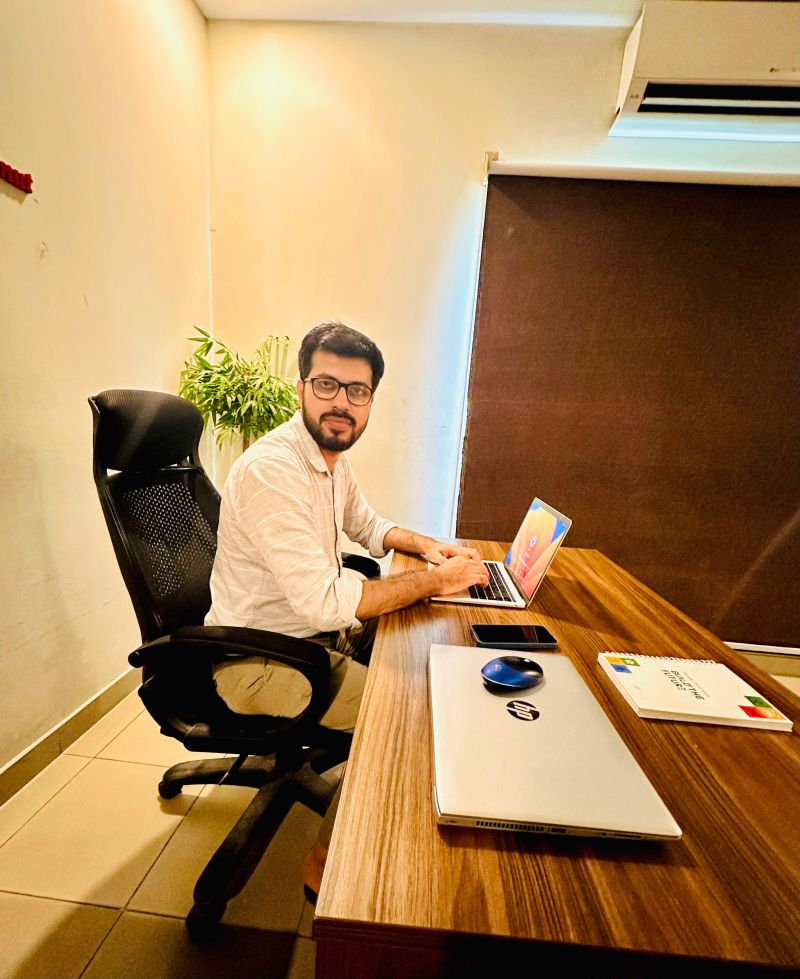 Arslan Arshad on LinkedIn: #officelife #innovation #collaboration #tech Arslan Arshad on LinkedIn: #officelife #innovation #collaboration #tech