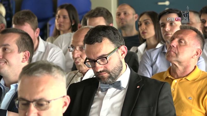 036.rs on LinkedIn: PRILOG RTVKV MAKSILOFACIJALNI HIRURZI NA STRUČNOM ... 036.rs on LinkedIn: PRILOG RTVKV MAKSILOFACIJALNI HIRURZI NA STRUČNOM ...