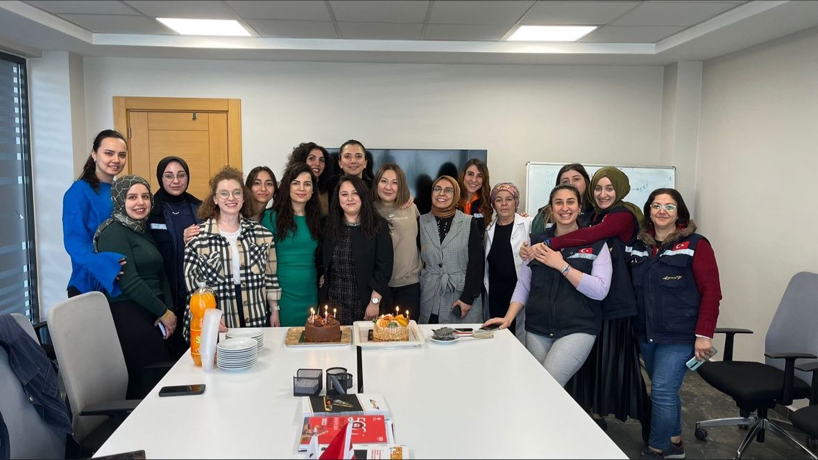 UCASLAR LTD. STI. LinkedIn‘de: ÜÇASLAR ailesinden 8 Mart Dünya Kadınlar ... UCASLAR LTD. STI. LinkedIn‘de: ÜÇASLAR ailesinden 8 Mart Dünya Kadınlar ...